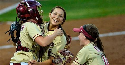 Las Chicas Más Candentes Del Softball Colegial En El 2016