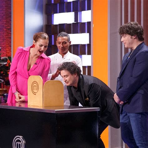 Marina Rivers Madrina Esta Noche En El Estreno De ‘masterchef 13