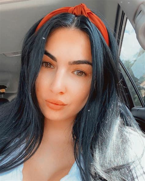 Billie Kay Instagram