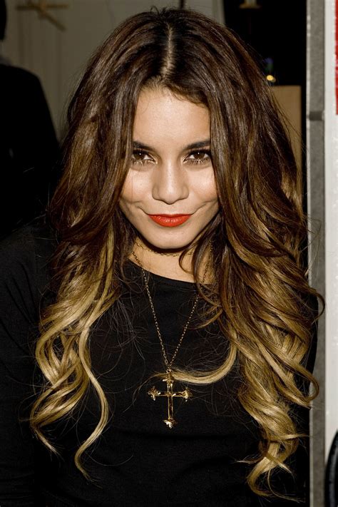 Dip Dye Hairstyles 30 Of The Best Celebrity Looks