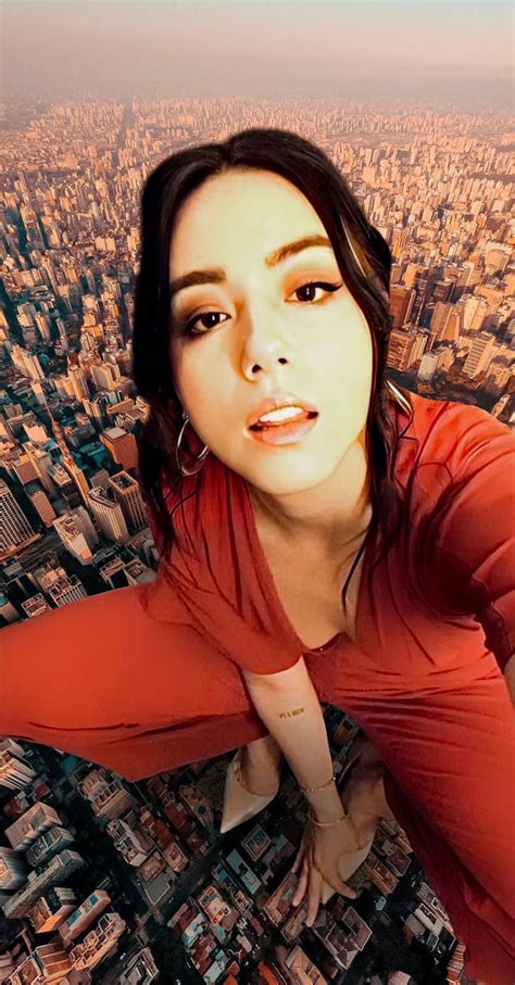 City Selfie By Oijsdfd On Deviantart
