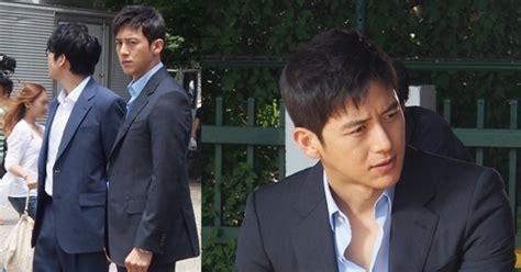 고수 드라마 황금의 제국 촬영장 포착 눈빛에 반할 것 같아