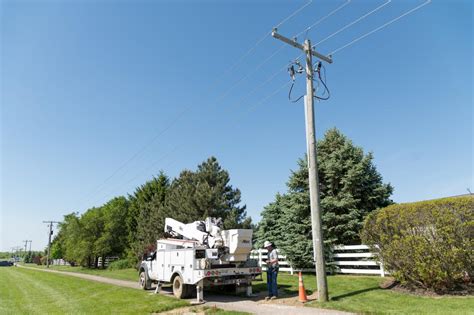 Overhead Line Safety When In Doubt Look Up And Out Hendricks Power