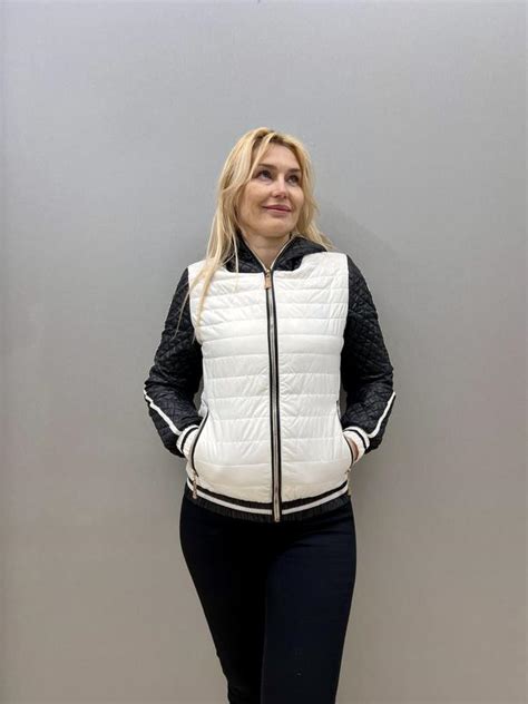 Жіноча демі куртка — ціна 480 грн у каталозі Куртки Купити жіночі речі за доступною ціною на