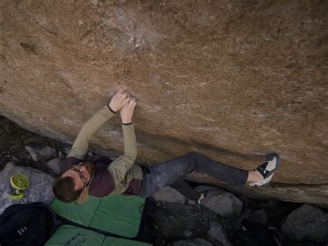 Watch Will Bosi Climb The Worlds Hardest Boulder Problem Gearjunkie