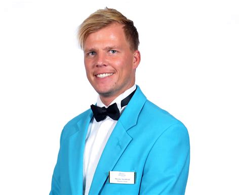 Kreuzfahrtdirektor Moritz Stedtfeld Die Kreuzfahrt Hat Mich Nie Mehr