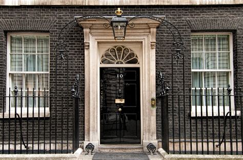 10 Downing Street Virtual Tours
