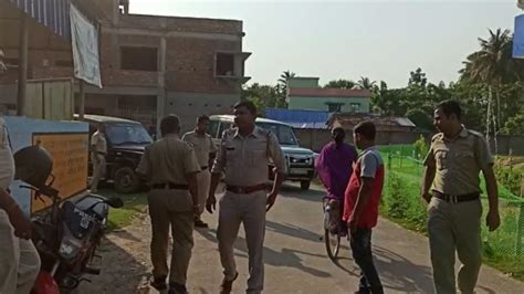 Budge Budge সেরকম তো কিছুই হয়নি পিছন থেকে এসে ছুরি চালিয়ে দিল