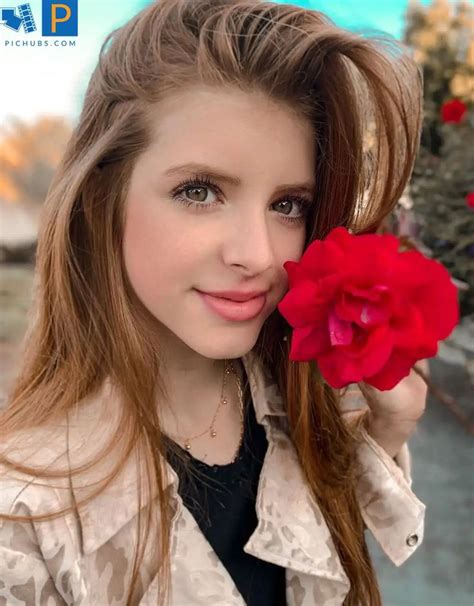 Modelo Julinha Babefriend Pictures Babefriend Social Media Influencer