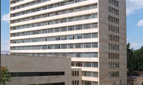 При опит за бягство 15 годишно сирийче падна от втория етаж на Кризисен център в Русе ᐉ Новини