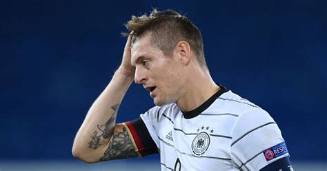 떡 줄 사람은 꿈도 안 꾸는데독일 레전드 크로스 국대 복귀 나는 반대”