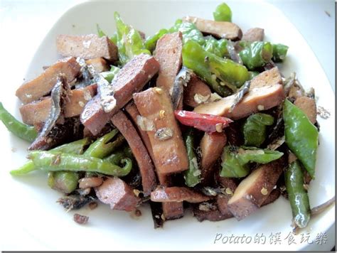 食譜0447 熱炒小菜糯米椒炒小魚豆干 Potato的饌食玩樂 WP