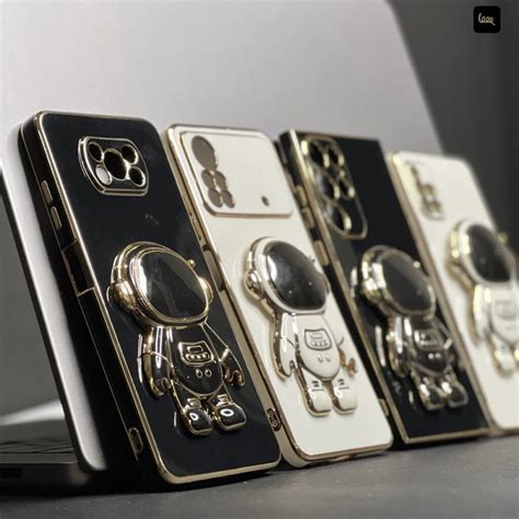 قاب آیفون فضانورد استندی