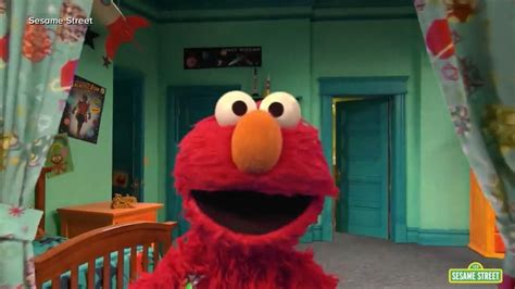 Video Sesame Streets Elmo Wants To Know How Everyone Is Doing Abc News