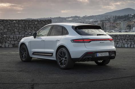 2023 Porsche Macan Pictures 155 Photos Edmunds