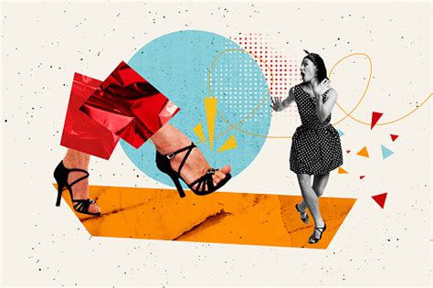 트렌드 아트웍 포스터 스케치 이미지 콜라주 큰 발 하이힐 신발 발 산책 단계 젊은 아가씨 충격 댄스 놀란 착용 드레스 머리띠 합성 이미지에 대한 스톡 사진 및 기타 이미지