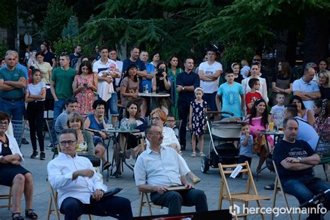 Foto Hrvatska Glazba Mostar Neprolaznim Hitovima Podsjetila Na Bolja Vremena Vijesti