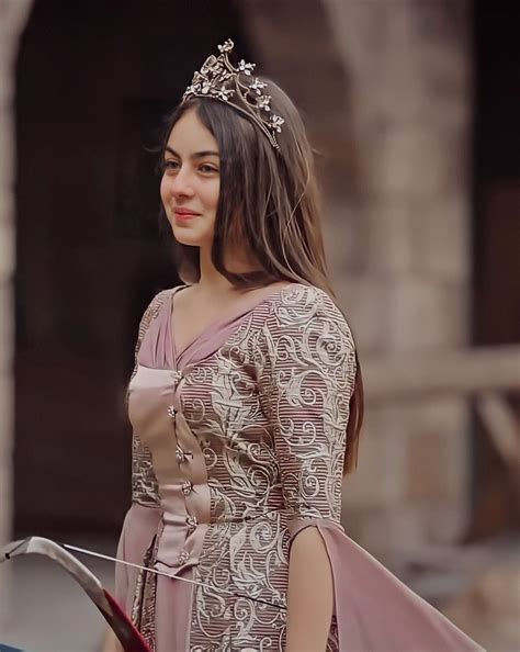 Pin Di Cemosum Fan Edit Su Leya M Favori