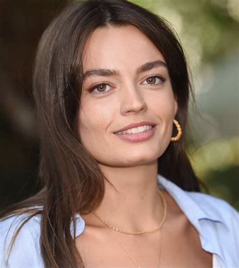 Emma Mackey ‘eiffel Celebrities Female Emma Celebrities