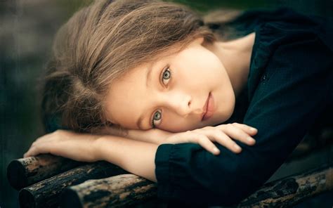 Smart Girl Wallpapers Wallpaper Cave