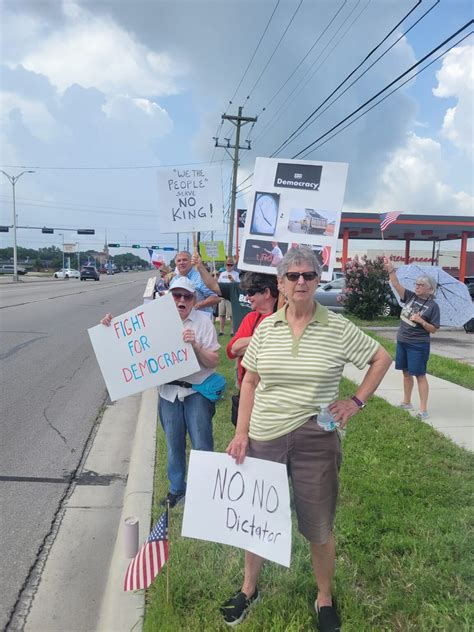 Lavaca And Dewitt County Democratic Women Join No Kings Protest In