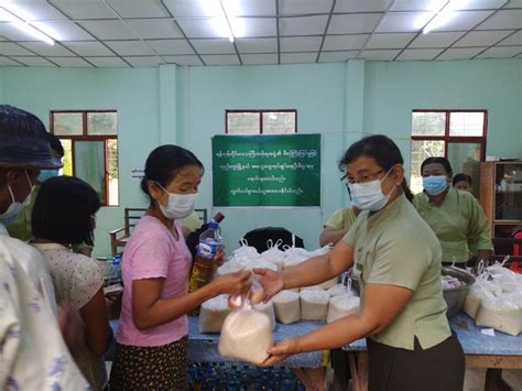 လှည်းကူးမြို့နယ်၊ ဇီးပင်ဝဲကျေးရွာအုပ်စုတွင် အခြေခံစားသောက်ကုန်များအား