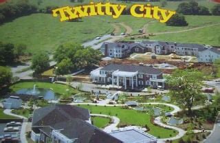 Conway Twittys Former Twitty City” No Longer Giving Tours Saving