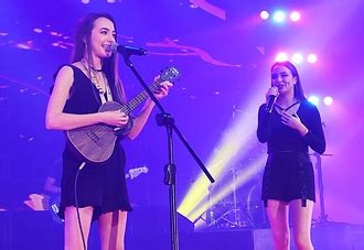 Merrell Twins
