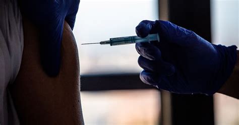 Cdc Finds One In 400 000 Had Anaphylaxis After Moderna Shot Infobae