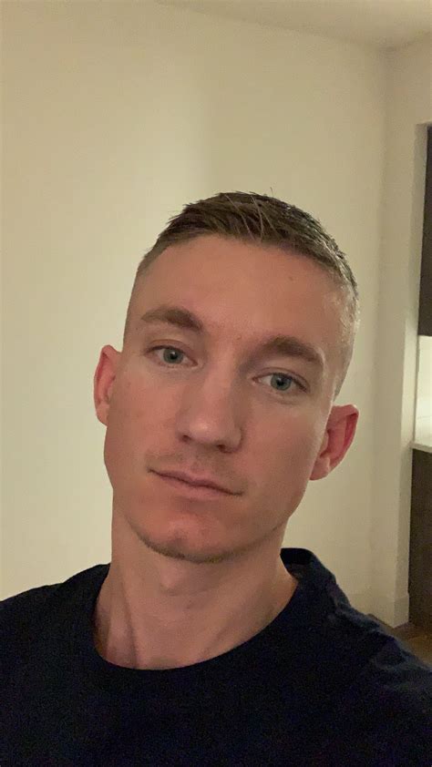New Hair Cut Hi 👋🏻 R Gaybrosgonemild