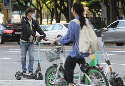 포르쉐·벤츠도 눈독들인 전기자전거떠난 킥보드 자리 차지할까