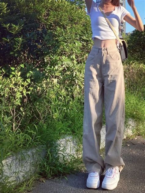 Sowaกางเกงสีน้ำตาล กางเกงลุง สไตล์เกาหลี ทรงขากระบอก ผ้าหนา เนื้อผ้าดีระบายอากาศใส่สบาย 牛仔 C55