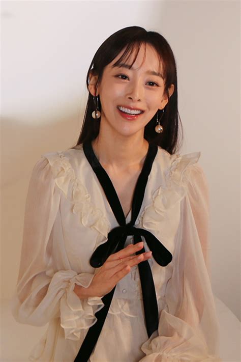 미스트롯3 엘리트 소리꾼 오승하 새 소속사 전속계약…본격 도약