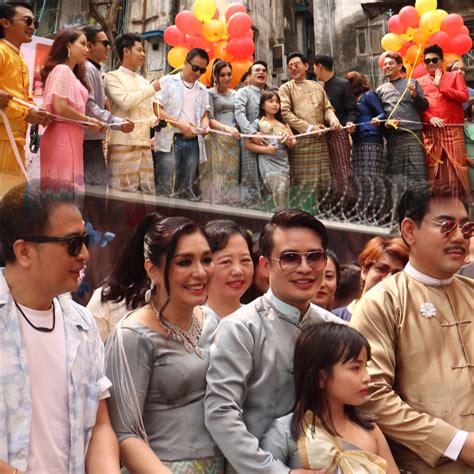 အနုပညာရှင်တွေတတ်ရောက်ဂုဏ်ပြုပေးခဲ့တဲ့ ရွှေပိုးဧကရီပိုးထည်တိုက် ၁၀နှစ်ပြည့် အနုပညာရှင်များစ