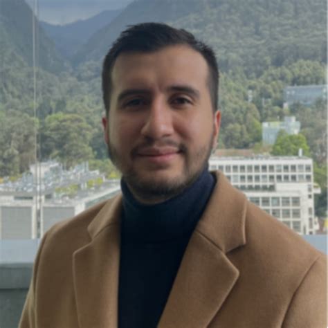 Cristian Velasquez Ingeniero Close Up International Xing