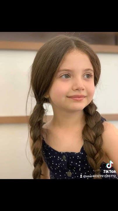 اجمل بنوته Youtube