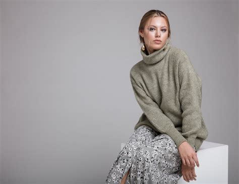 25 Types Of Sweaters A Guide To All The Amazing Styles