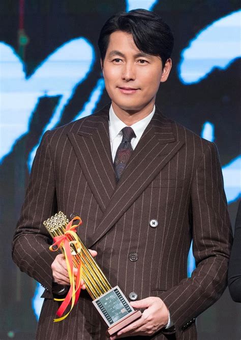 윤서인 정우성 직격 본인 자식도 안 거두면서 무슨 난민 타령