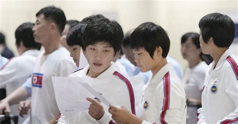 카자흐스탄으로 향하는 북한 태권도 선수단