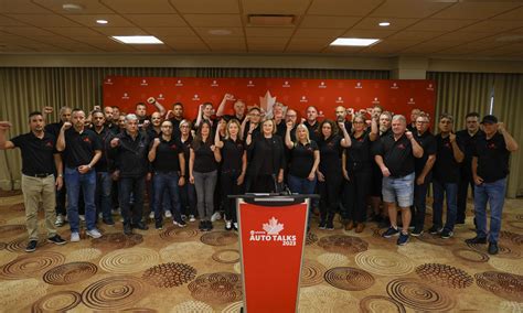 Unifor Reaches Tentative Agreement With Ford Canadian Auto Dealer