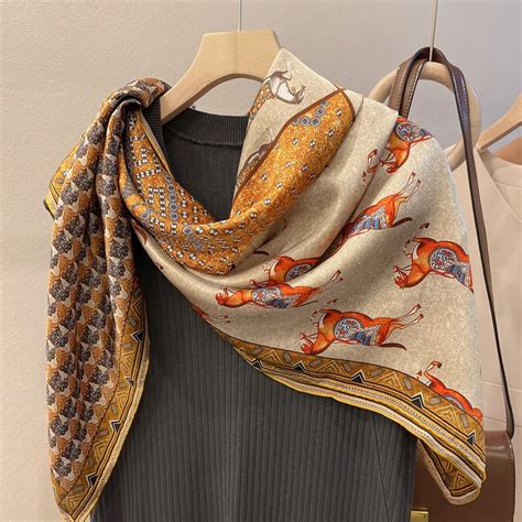 100 뽕나무 실크 스카프 여성용 럭셔리 브랜드 숄 랩 새틴 스퀘어 헤드 스카프 프린트 히잡 반다나 디자이너 풀라드 110x110cm