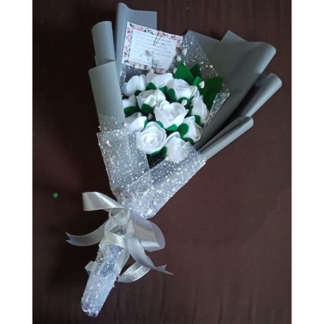Jual Buket Bunga Mawar Flanel Cantik Untuk Buket Pertunangan Buket Pernikaha Buket Wisuda Dll