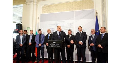 21 страници е управленската програма на ГЕРБ и Патриотите Видео