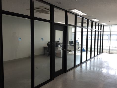 강화도어 샤시 유리 칸막이 Abs타공도어 유리칸막이 오케이칸막이