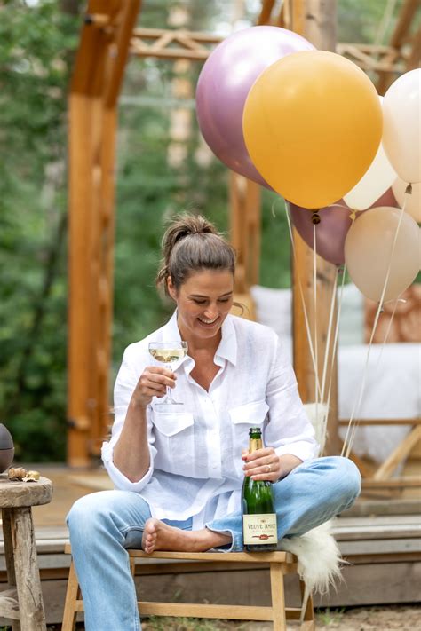 The Bold Introvert Daniëlle Van Dongen