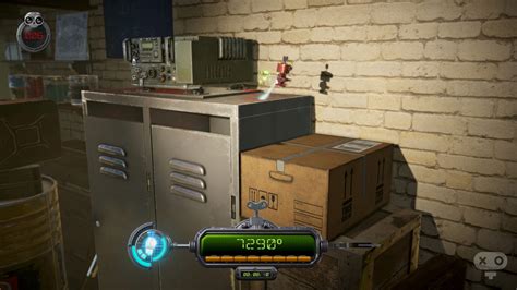 دانلود بازی A Red Walking Robot برای کامپیوتر