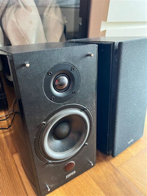 Edifier R2000db Book Shelf Speakers Audio Soundbars Speakers And Amplifiers On Carousell
