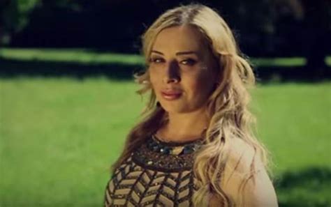 ئالین بە سۆرانی گۆرانی دەڵێت رووداونێت