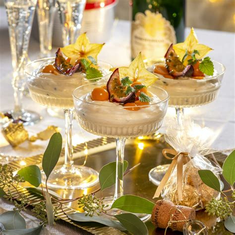 Vit Chokladmousse Med Passionsfrukt