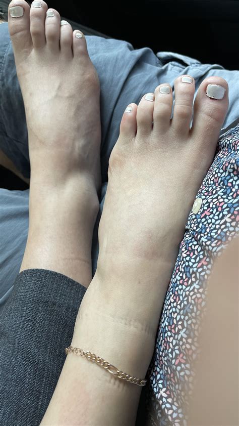 Nice To Have The Wifes Feet In My Lap As We Take An Uber Scrolller